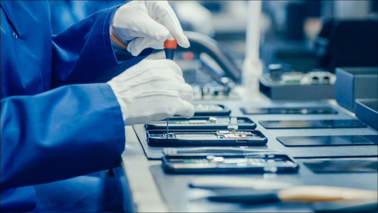 Top 10 Largest Smartphone Manufacturing Companies 2024 (Updated) | TechABU